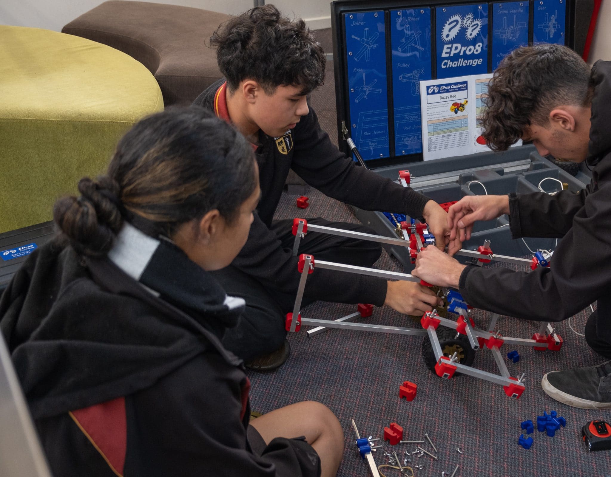 EPr08 Senior Engineering Competition - Henderson High School